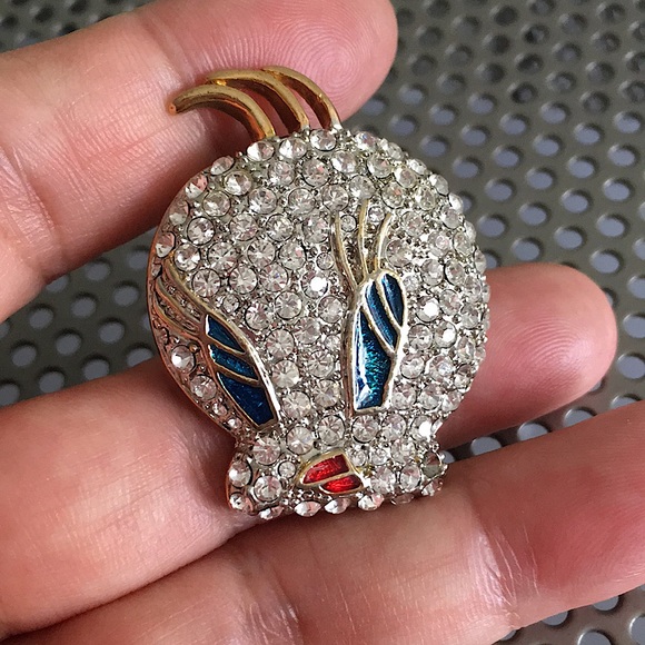 Warner Bros. | Jewelry | Tweetybrooch | Poshmark